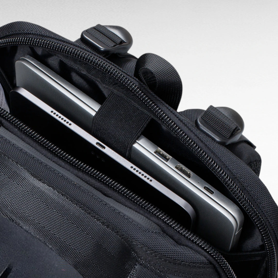 Oono | The Most Organized Gear for the Modern Traveller